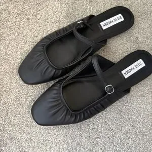 Steve Madden | Shoes | Steve Madden Gisele Genuine Leather Black Mary ...